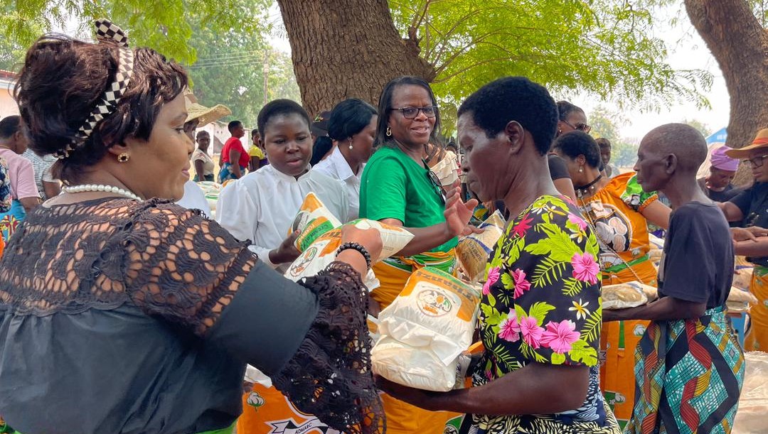 ADMARC honours Mothers in Chikwawa with Food Support - ADMARC Limited